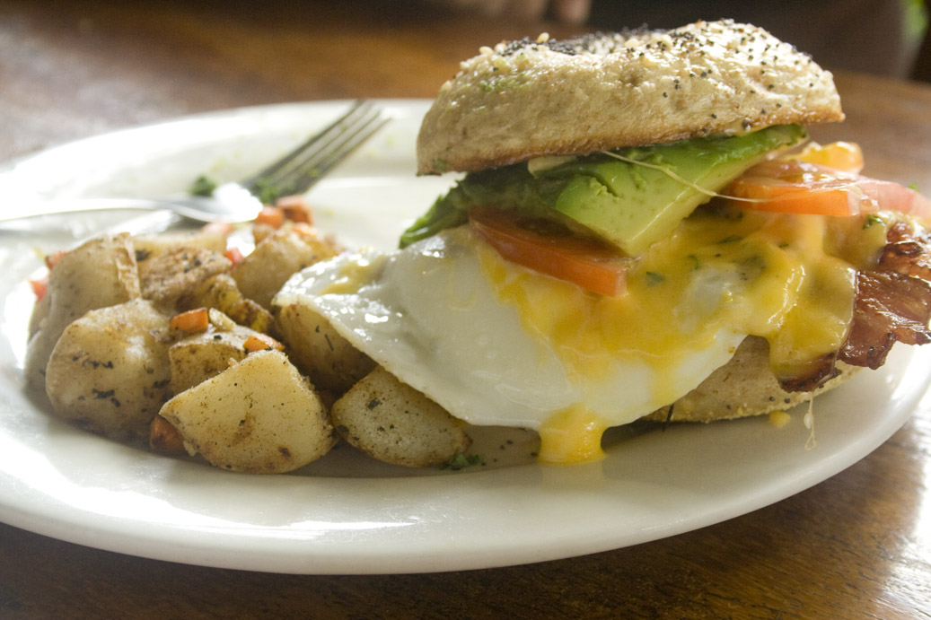 Cheap Food Costa Rica - Puerto Viejo - Bread and Chocolate - Cheap Food ...